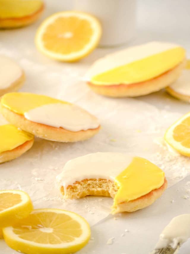 LEMON HALF MOON COOKIES STORY - The Art Of Baking